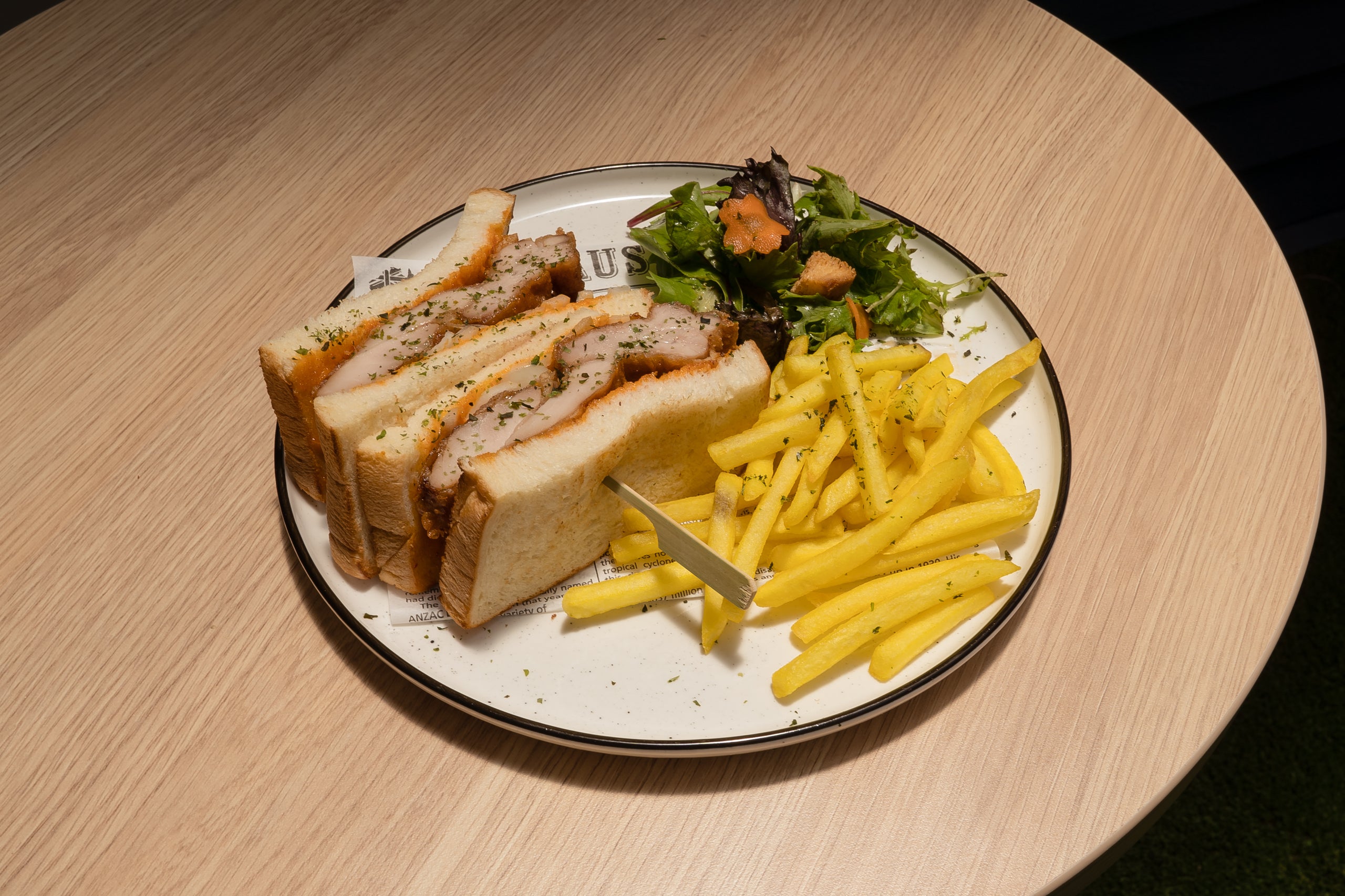 Kara-zee | Ten Minas